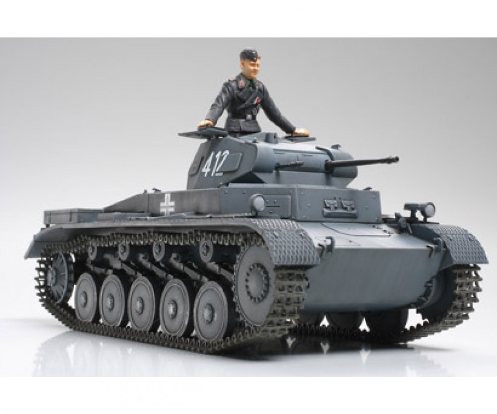 Tamiya : German Panzerkampfwagen II Ausf. A/B/C (Sd.Kfz.121) (French ...